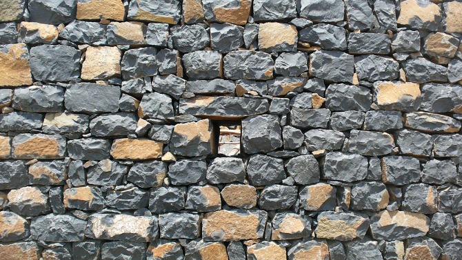 Basalt dry stone walls | BC materials